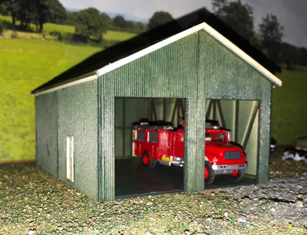 Ho 1/87 Scale Bush Fire station/farm shed kit. - Walker Models