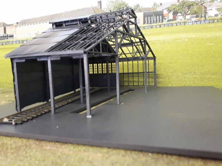 Valley Heights Roundhouse Kit A First Stall HO Scale - Walker Models